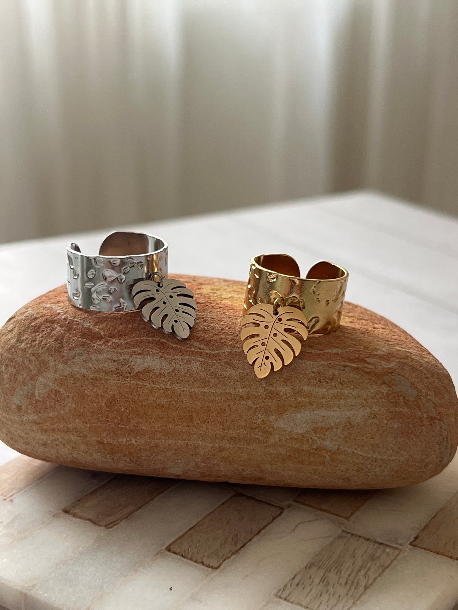 Monstera Gold – Boricua Brava