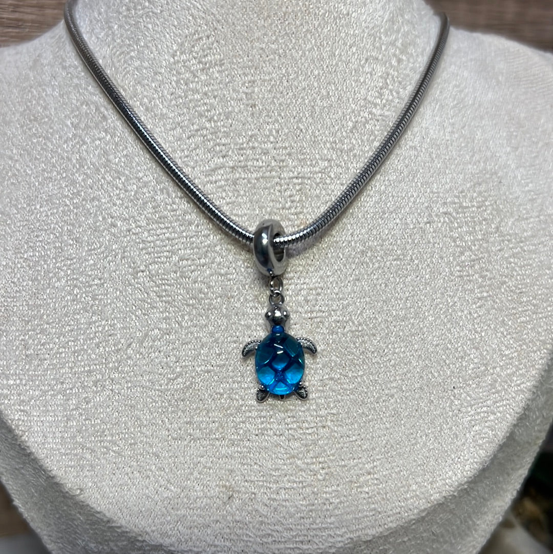 Blue Tinglar neckless – Boricua Brava